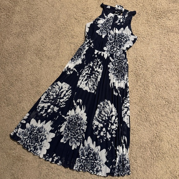 Studio One | Dresses | Euc Studio One Semiformal Maxi Dress Navy With ...